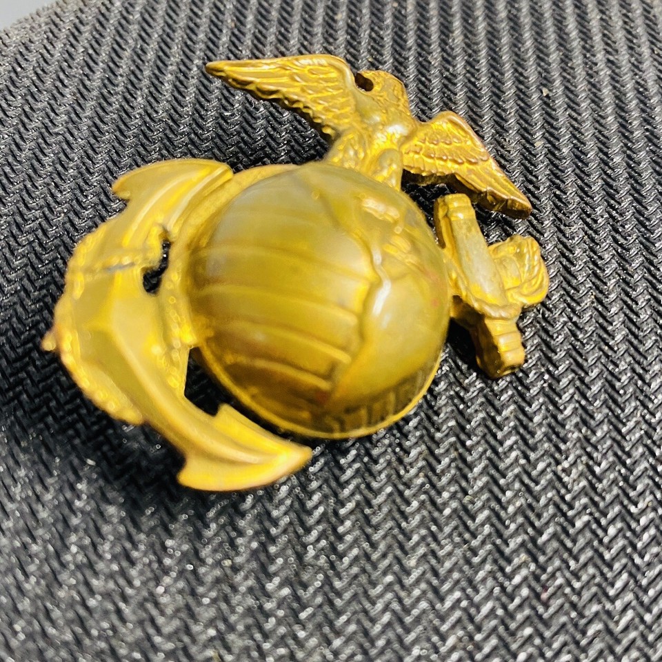 Vintage U.S. Marine Corps Eagle, Globe, and Anchor (EGA) emblem ...