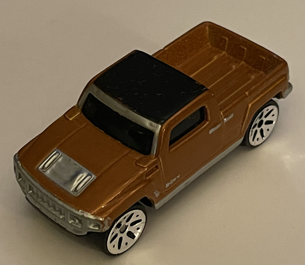 MAISTO 2004 HUMMER H3T CONCEPT 1:64 DIECAST Orange Rust PICKUP Truck ...