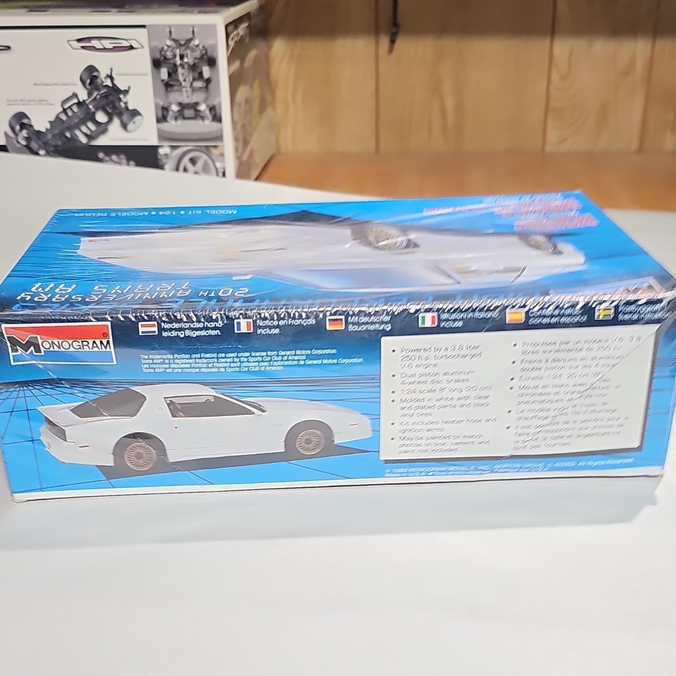 Monogram 20th Anniversary TURBO Trans Am Model Kit 1:24 White NEW ...