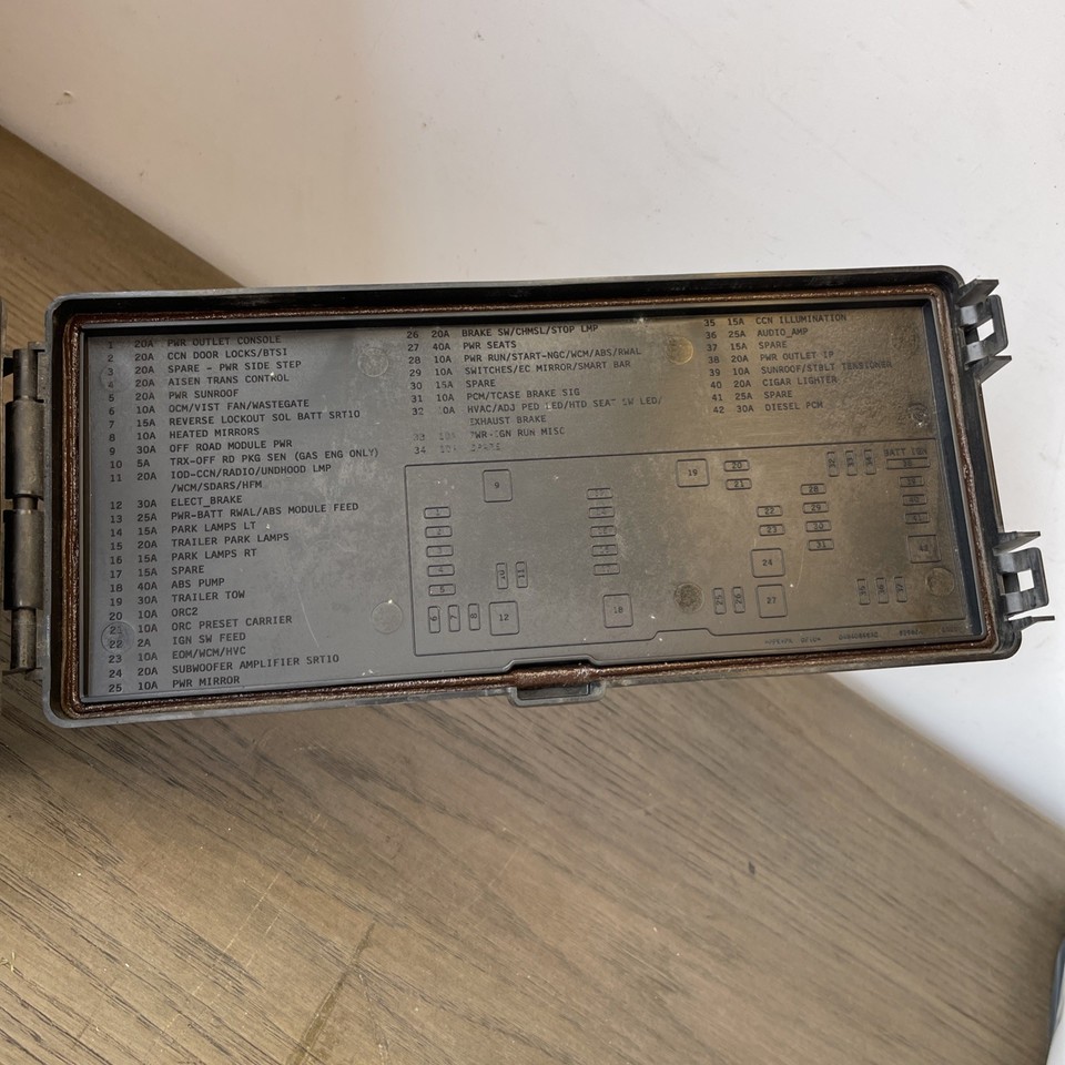 Dodge Ram 1500 2007 TIPM Fuse Box Relay Panel Under Hood | eBay