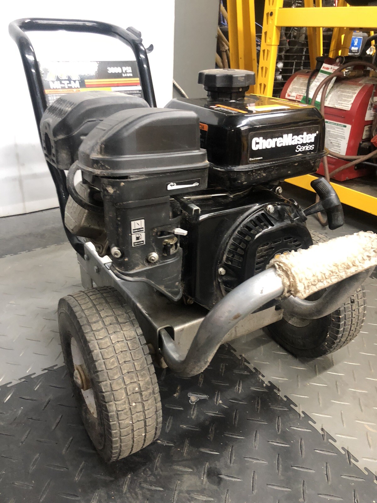 Used Pressure Washer 3000 PSI CM-3000-0MMB Drive Way House Cleaning ...