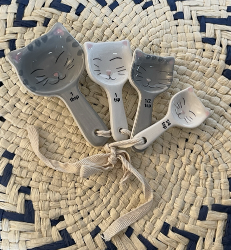 World Market Adorable Ceramic Cat/Kitten Nesting Measuring Spoons set ...