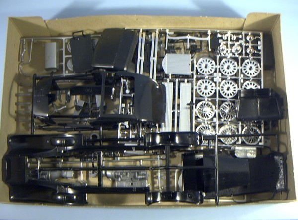 Monogram Model Kit, Museum Pieces, 1931 Rolls Royce #8203, 1:24 Scale ...