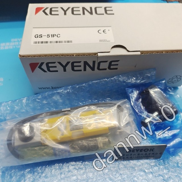 KEYENCE GS-51PC Power-to-release Standard type PNP M12 connector type ...