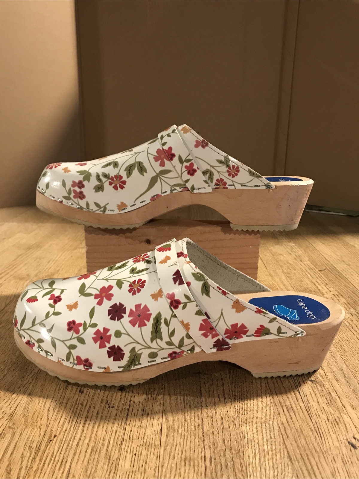 Cape Clogs Made in Sweden Spring Floral Wooden Clog Excellent! size EU ...