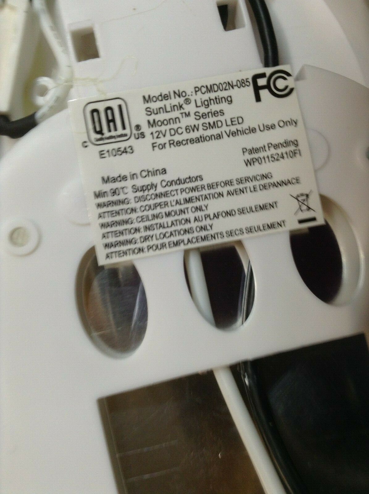 SUNLINK 12V LOW PROFILE LED CEILING LIGHT 6W RV CAMPER LASALLE BRISTOL ...