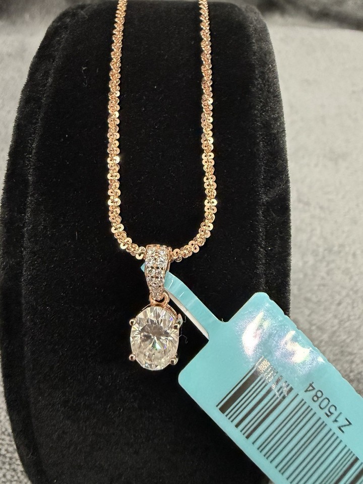 1.5 CTW VVSD Oval Cut Moissanite Pendant With Rose Gold Twisted Rock ...