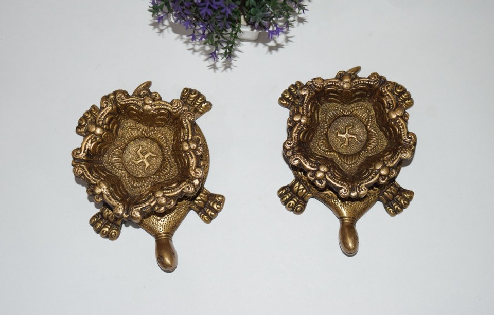 Turtle Base Idol Oil Diya Set Brass Spiritual Oil Lamp Dinging Table ...