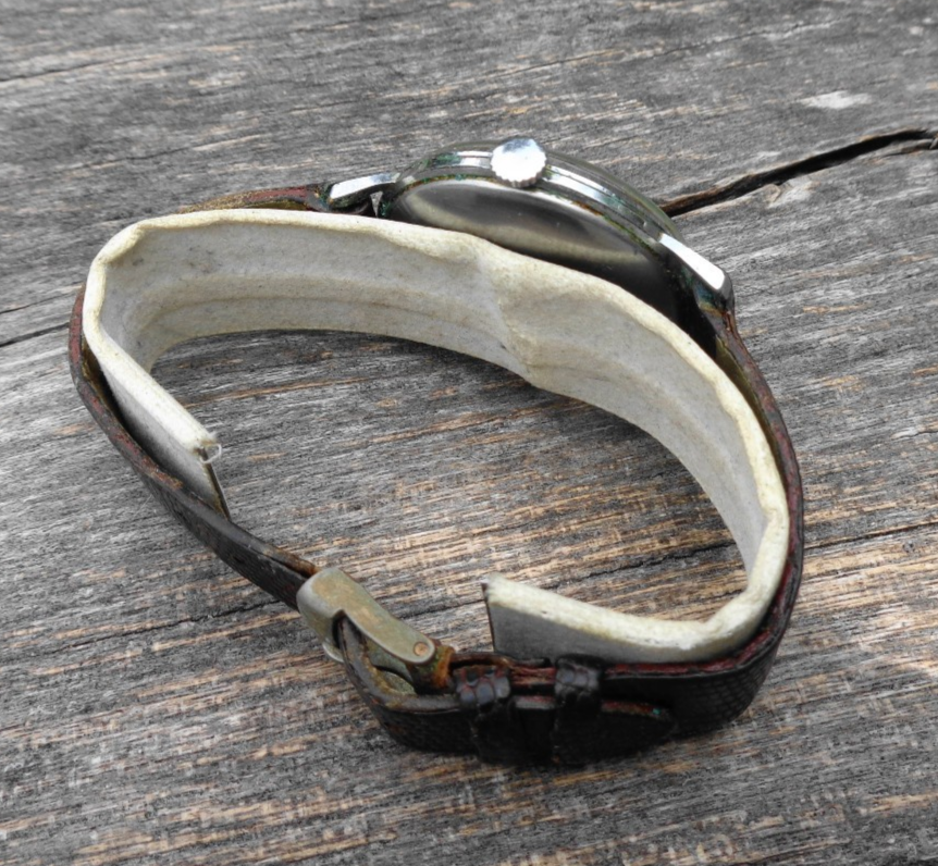 Vintage Men's Wyler Vetta Mechanical Wristwatch for Parts/Repair ...