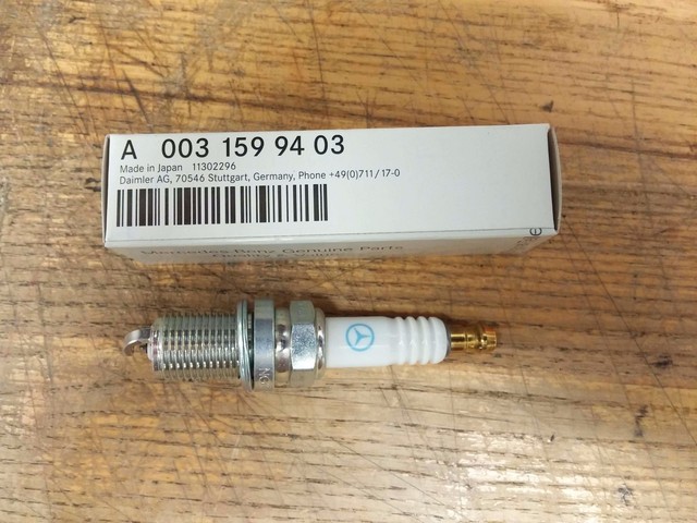 12 MERCEDES BENZ OEM Genuine Original Spark Plugs A0031599403 for sale ...