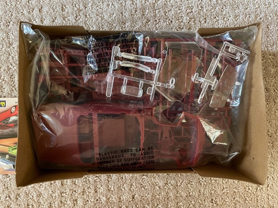 1993 40th Anniversary Corvette Model Kit, by Revell | eBay