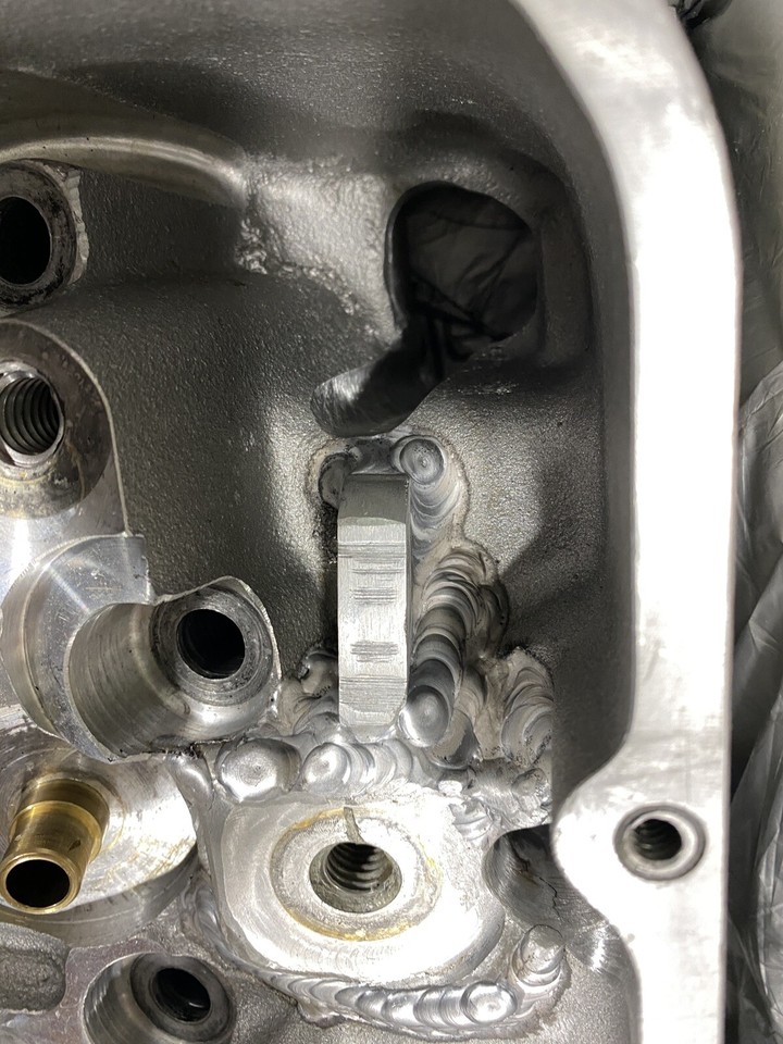 RFD Edelbrock Cylinder Heads with Matching JE Gas Ported Pistons For ...