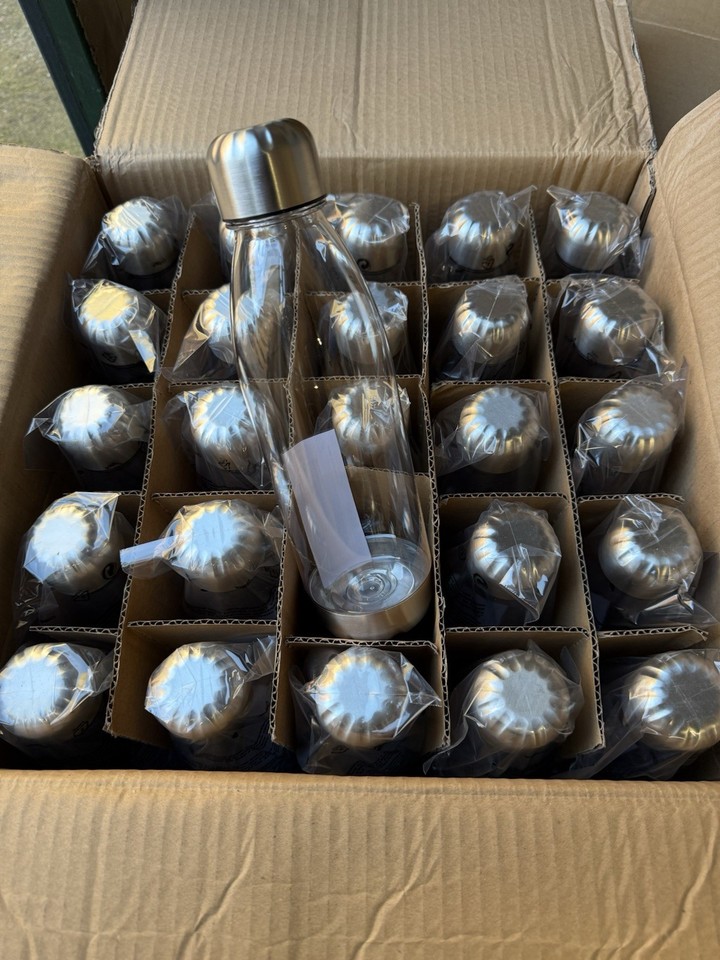 700mL Water Bottles Job Lot Wholesale 25 Bottles Clear With Chrome Lids ...
