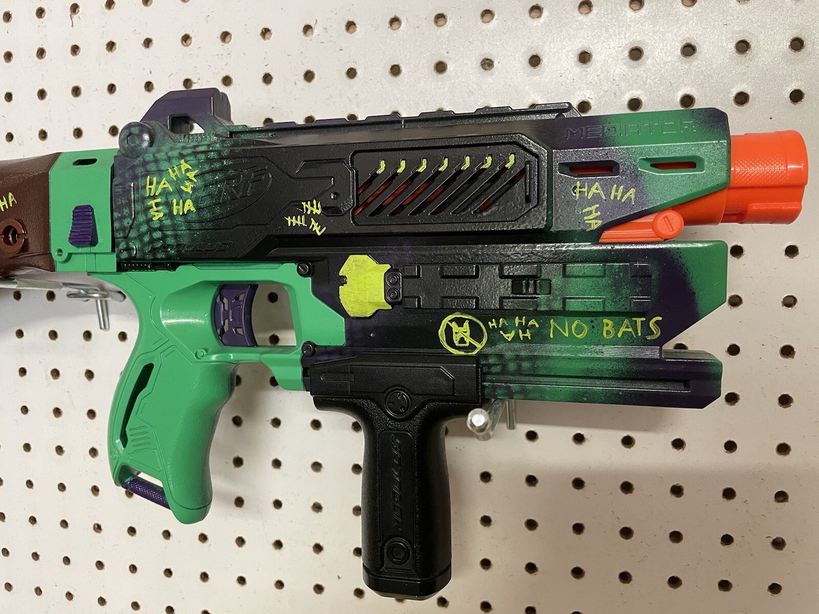 Cosplay / Joker Gun Pistol Prop Replica - Gem