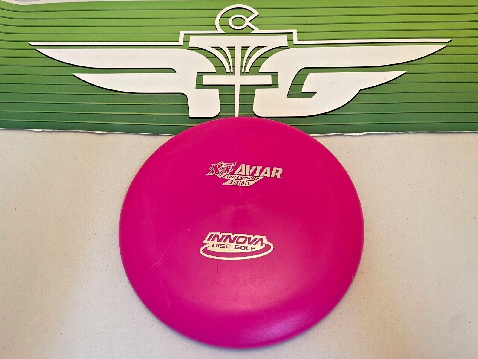 FLY GREEN DISC GOLF PRESENTS: INNOVA XT AVIAR PUTTER / APPROACH DISK ...