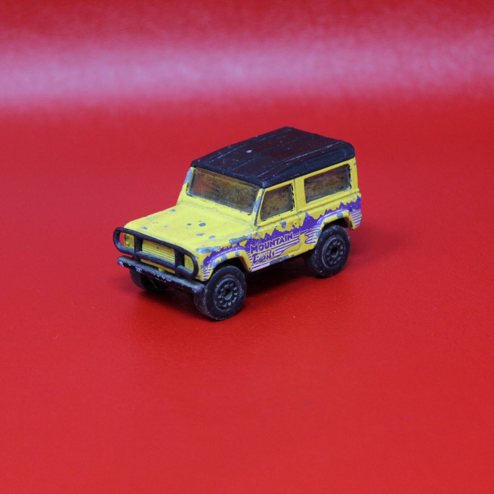 1998 Matchbox Land Rover Ninety Yellow MB 5-Pack: Mountain Trails 1:64 ...