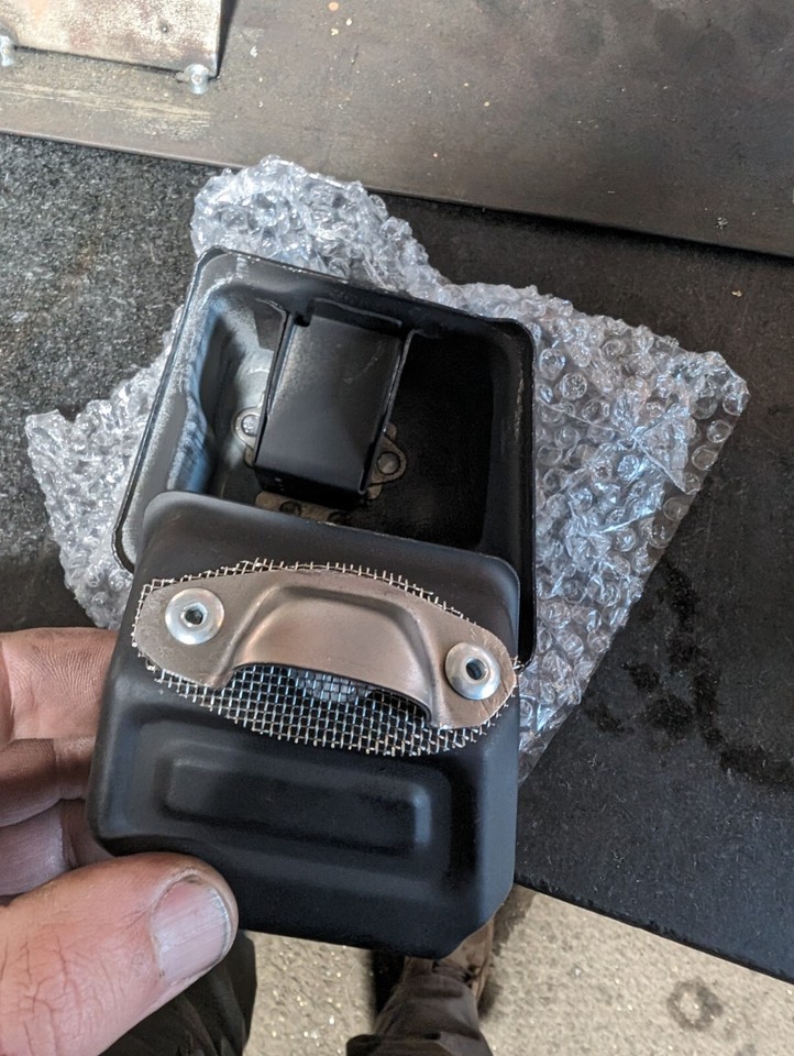 High Flow Dual Port Muffler Exhaust For Stihl 024 026 MS240 MS260 Chain ...