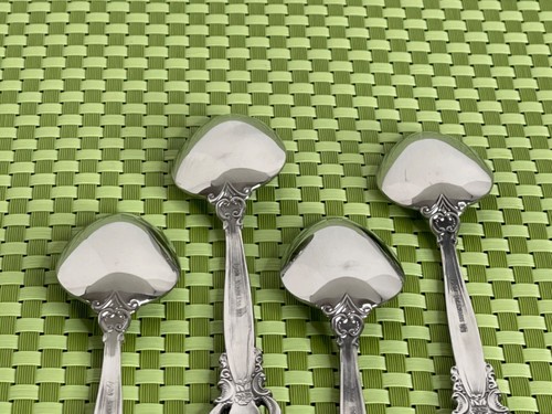 International Lyon FRONTENAC Stainless 4 Place/Oval Soup Spoons Glossy ...