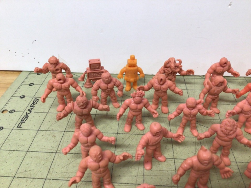 Vintage lot of M.U.S.C.L.E. MUSCLE Men toy lot of 38 action figures | eBay
