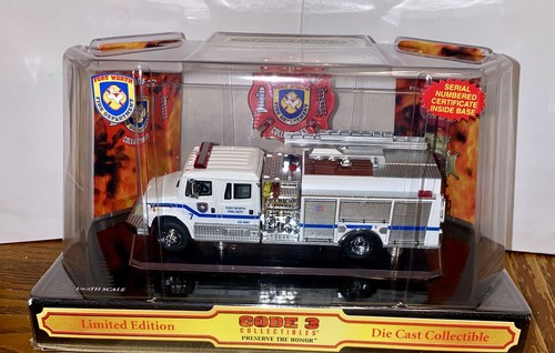 Code 3 General Freightliner FORT WORTH Fire Truck Engine 7 Pumper NEW ...