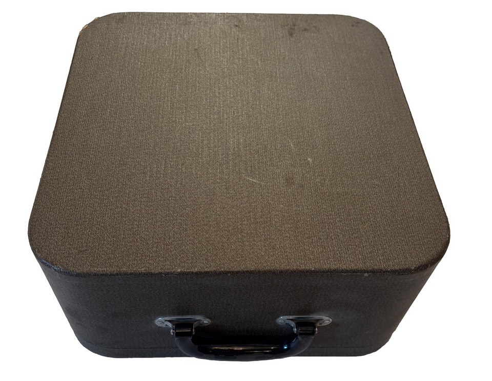 Vintage Remington Green Quiet-Riter Miracle Tab Typewriter W/Case Keys ...