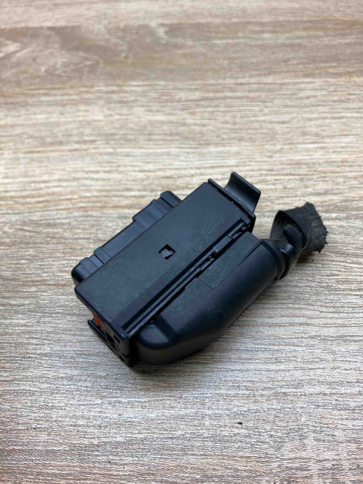 964848 1 OE Volkswagen Audi Seat Skoda Engine ECU Connector Plug Socket ...