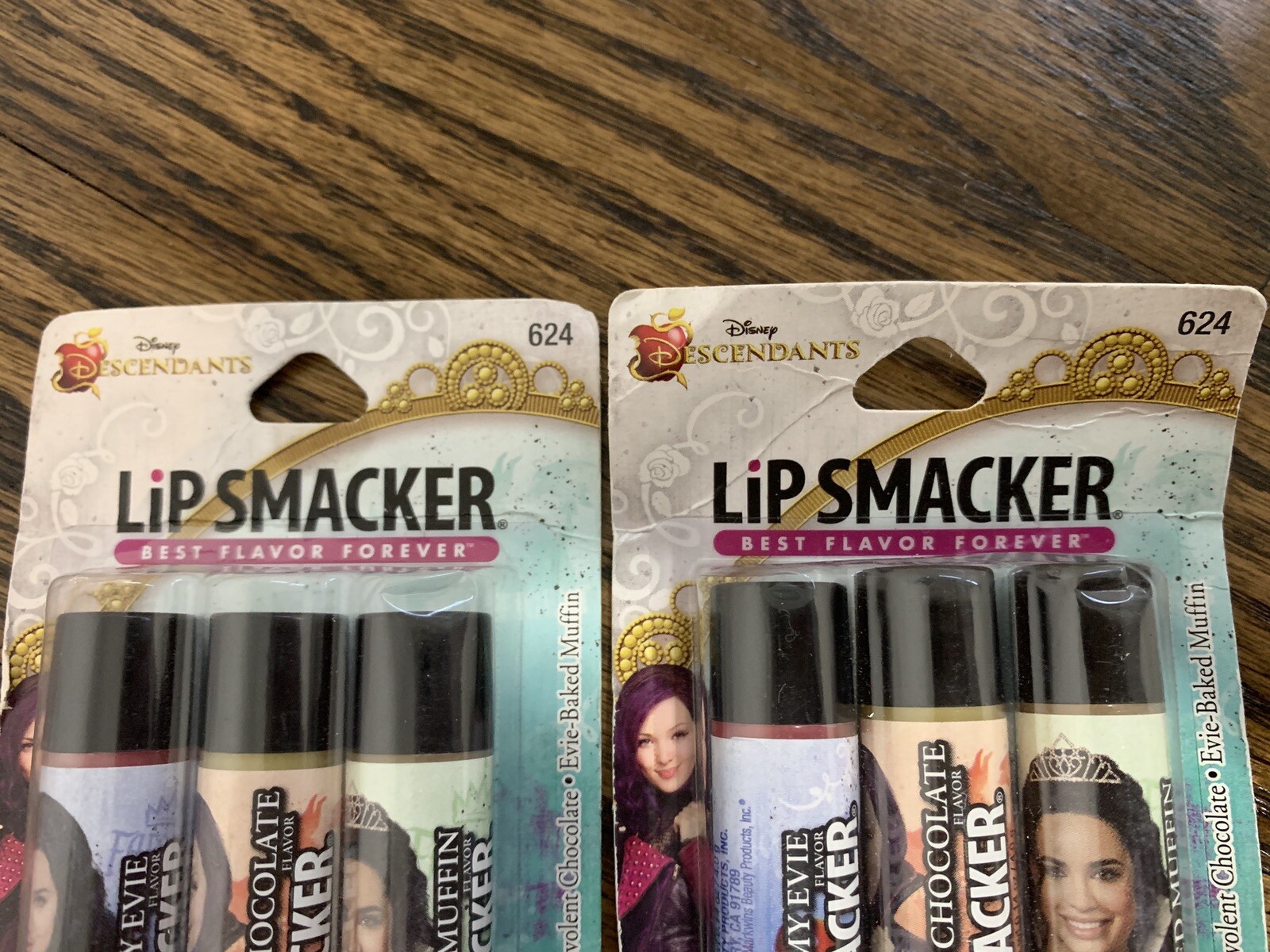 *LOT x4* Lip Smacker DISNEY DESCENDANTS #623/624 Lip Gloss/Balm *12 ...