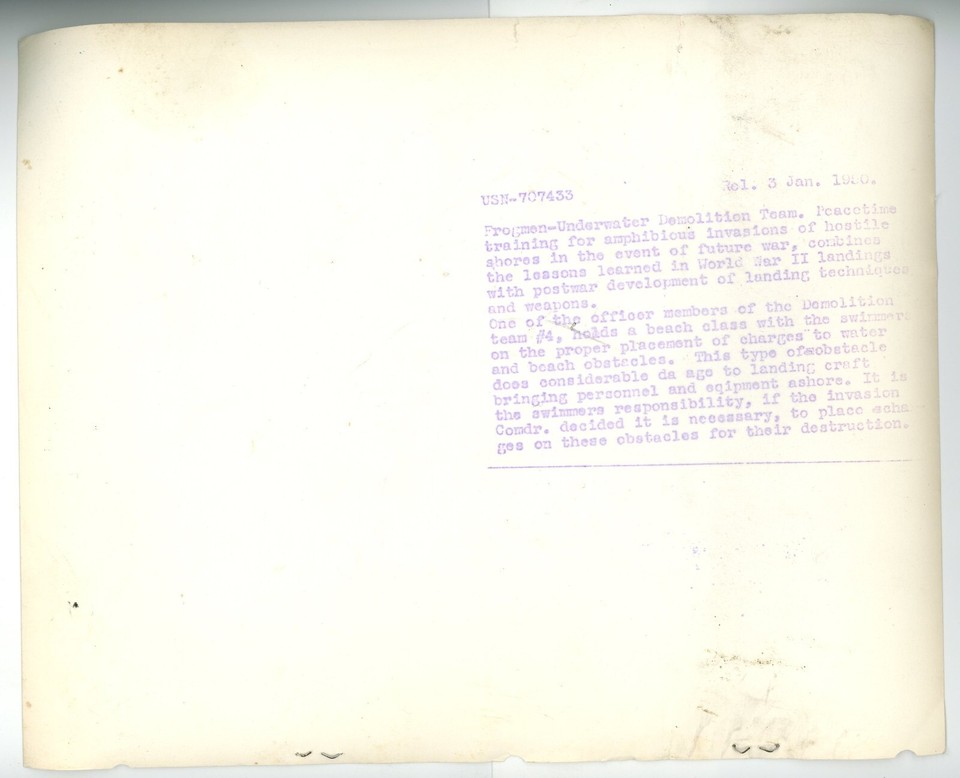 Official US Navy Photograph 1950 Frogmen Underwater Demolition Team ...