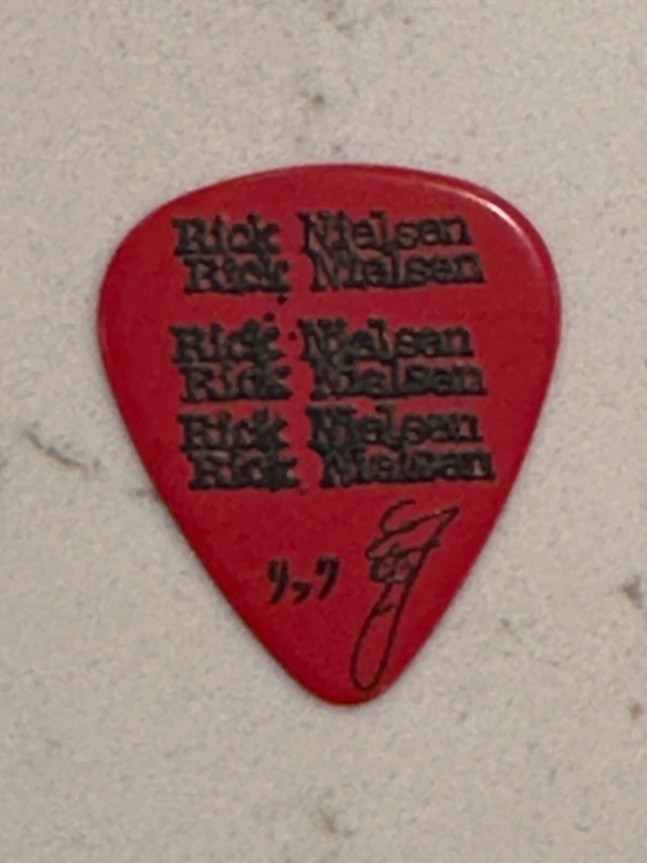 GUITAR PICK Rick Nielsen - Cheap Trick Vintage guitar pick | eBay