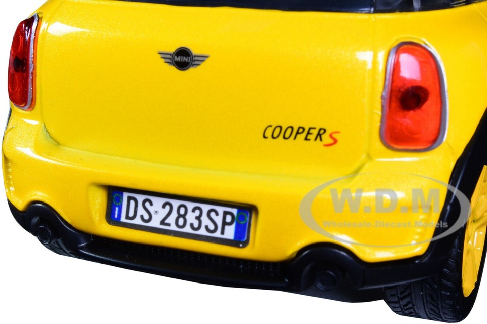 MINI COOPER S COUNTRYMAN YELLOW MET. & BLACK 1/24 DIECAST MODEL ...