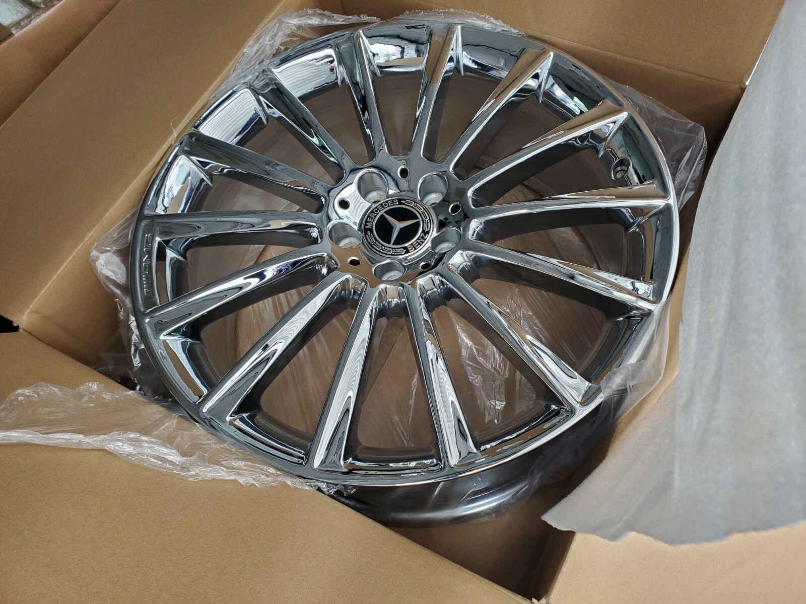 OEM 20" Mercedes AMG Chrome S550 Maybach S560 CL550 S63 Wheels Rims ...