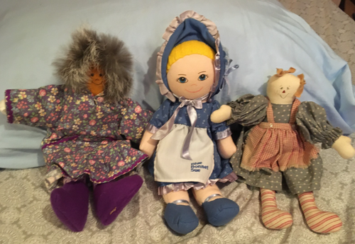 LOT: 3 cloth dolls: 1985 Bluebonnet Sue, Alaska native, country rag | eBay