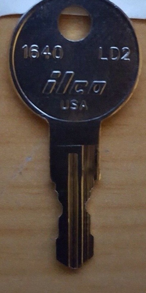 A23 key 1 NEW KEY FOR DeWall / Husky TOOL BOX Home Depot KEYS CODE A23 ...