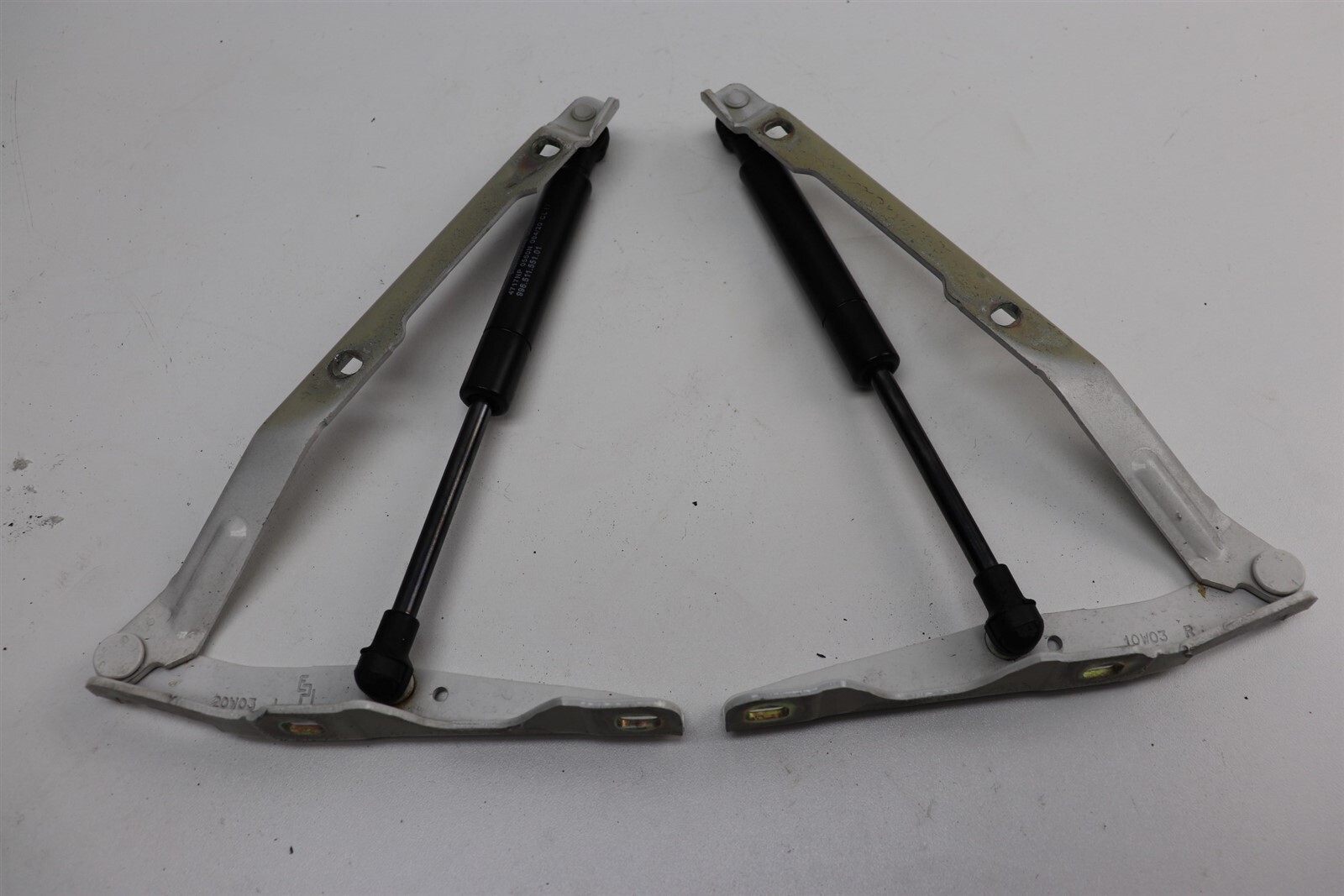 Porsche 911 996 GT3 2004 Front Bonnet Hood Hinges + Support Struts Pair ...