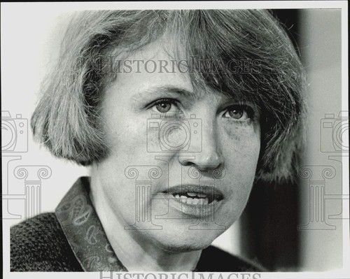 1986 Press Photo Carolyn Rabinowitz, Describing how She Was Mistreated ...