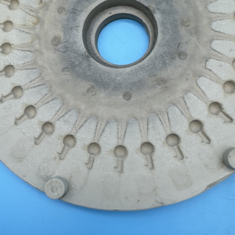 9” Spin Cast Mold for Fishing Lures, Ball Head Jig 1/8oz, 30 Cavity ...