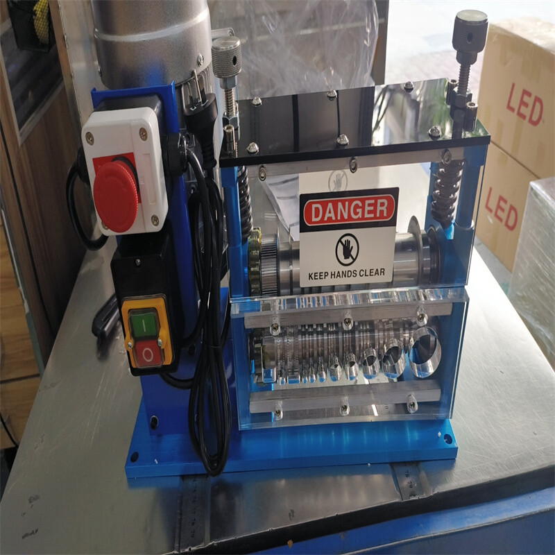 Portable Automatic Scrap Wire Cutting/Stripping Machine 1.5-38mm 750w ...