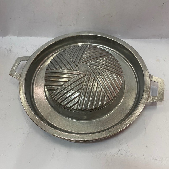 Removable Korean hot pan Mookata Thai Kitchen BBQ pot stove Charcoal ...