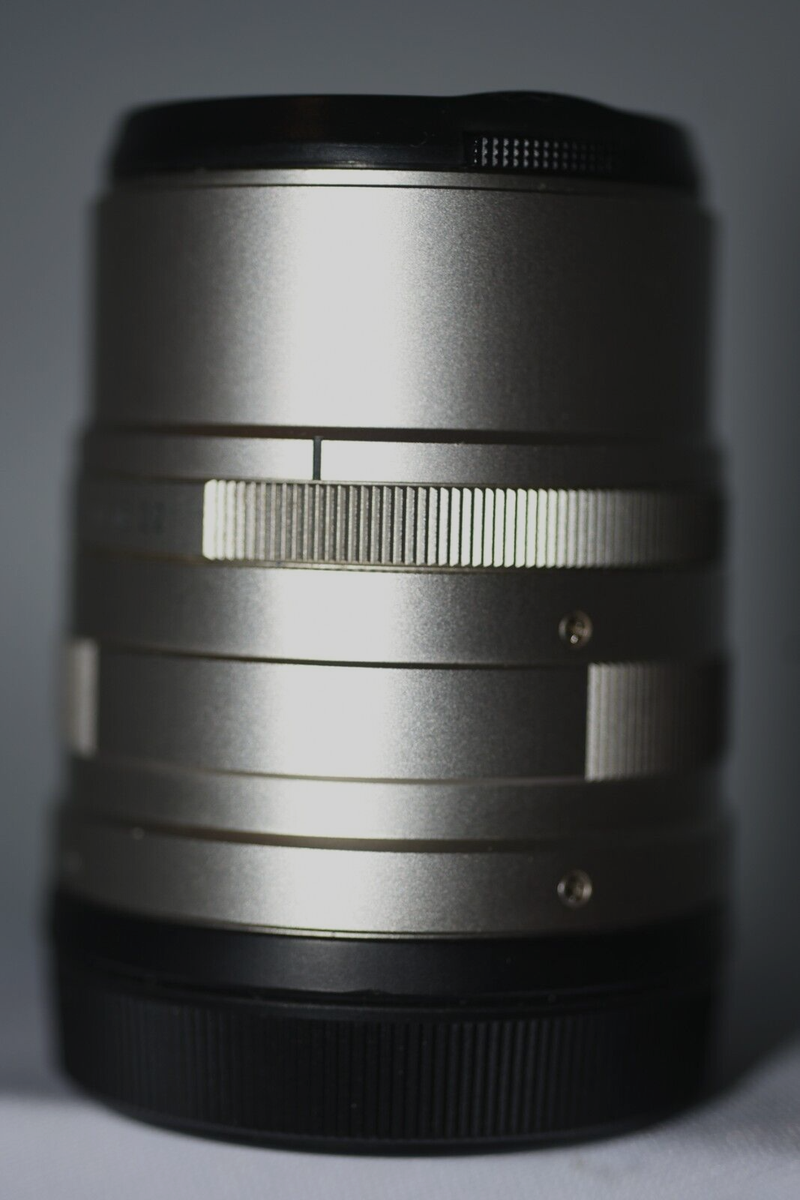 Contax Sonnar T* 90mm f/2.8 G Lens. ***MINT***. FIT CONTAX Contax Sonnar T* 90mm f/2.8 G Lens. ***MINT***. FIT CONTAX
