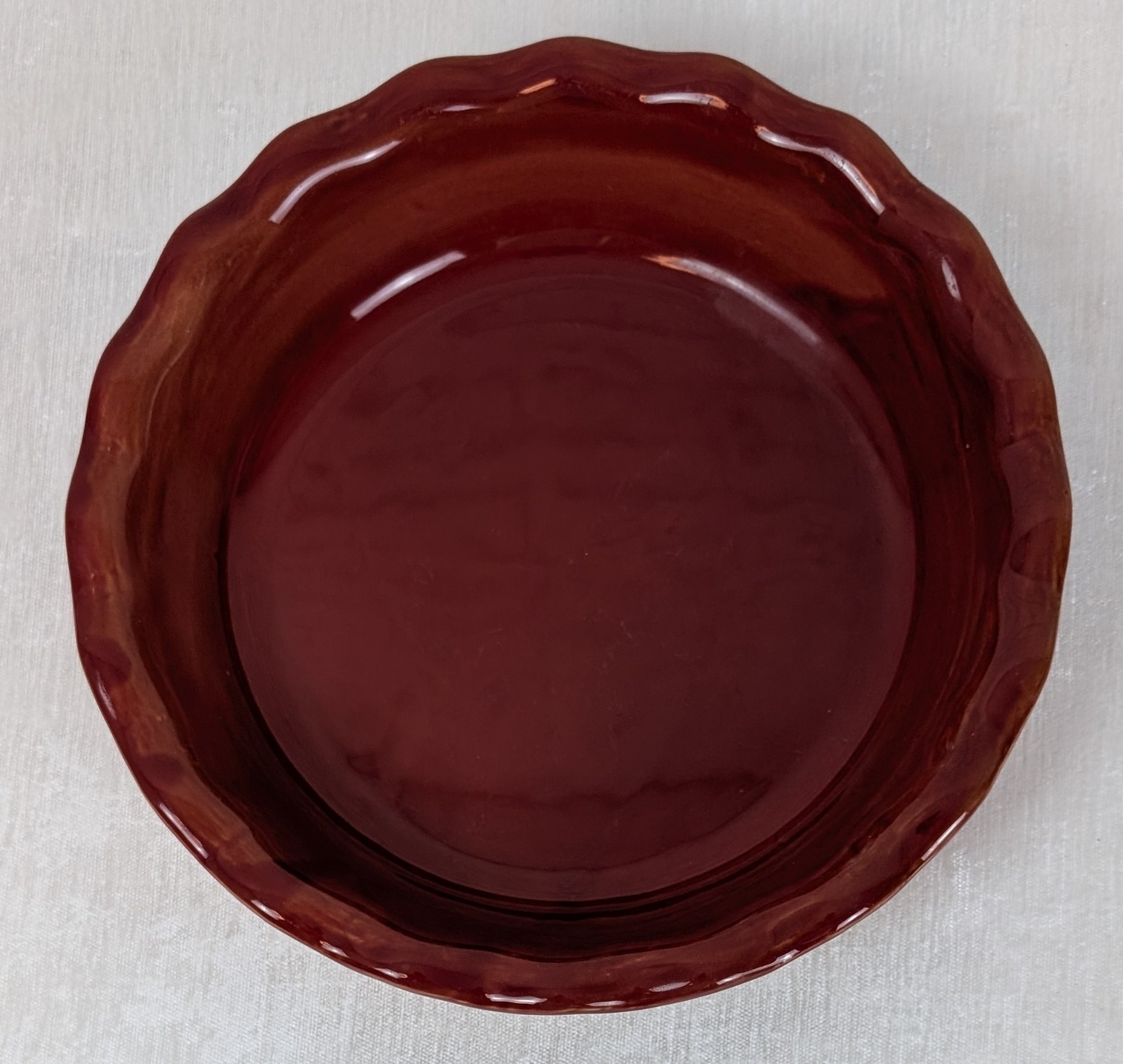 Emile Henry 10-3/8" Ruffled Stoneware Pie Plate Le Potier Burgundy 6181 ...