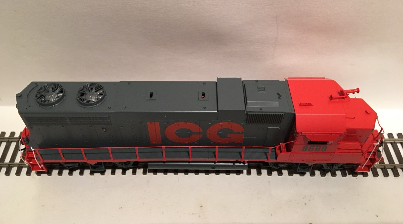 HO Athearn Genesis G71806 Illinois Central Gulf GP38-2 Locomotive ICG ...