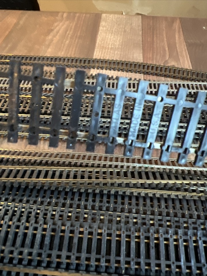 Ho Scale 36’’ Flex Track Lot Of 48 Nickel Brass Silver Plus 50 Plus ...