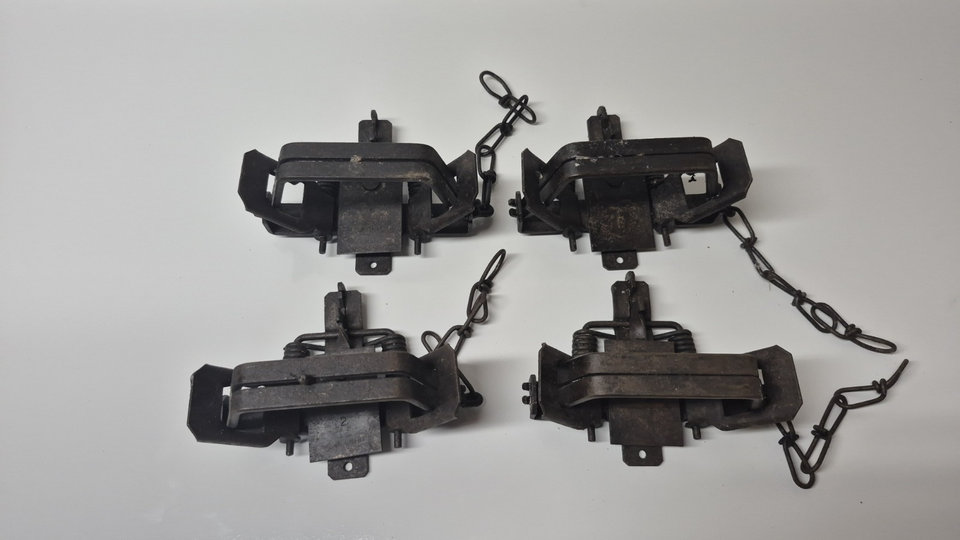Lot of 4 Montgomery No. 2 Coil Spring Animal Traps | eBay