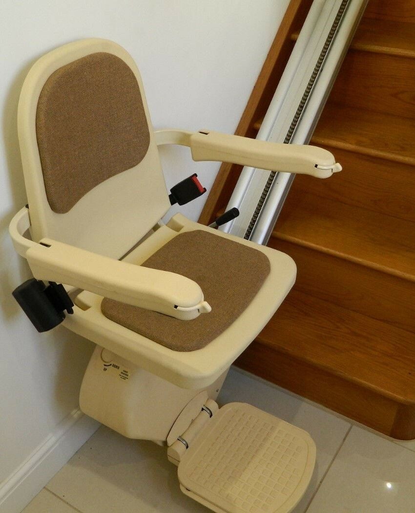 Handicare Simplicity Straight Recon Stairlift - Fully Fitted- 12 Months ...