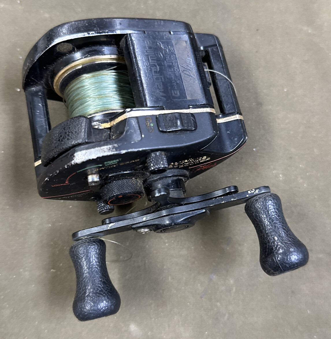 Shimano Bantam Magnumlite 2000SG Plus - Baitcasting Fishing Reel ...