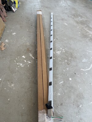 Legrand S20GBA606 Prewired Raceway, 2 Circuit, 15A, 12 Outlet ...