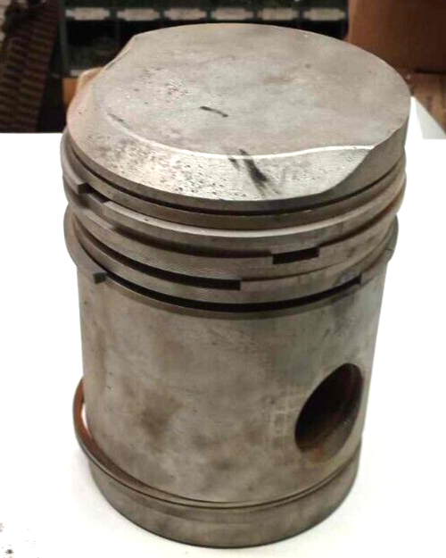 PAIR OF USED JOHN DEERE A PISTONS WITH RINGS A3531R | eBay