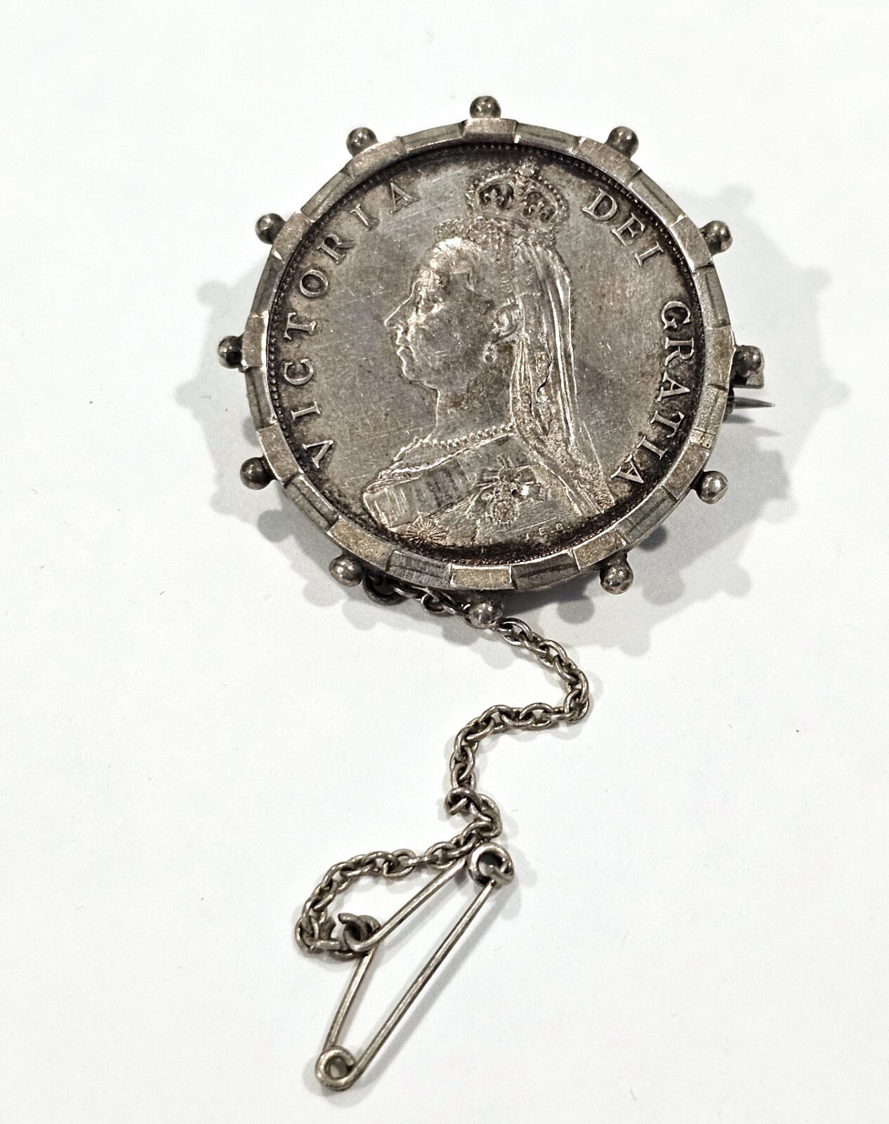 Vintage sterling silver coin frame Victoria DEI Grati… - Gem