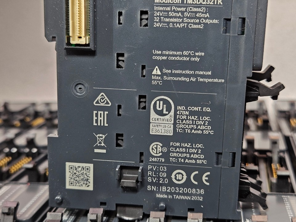 TM3DQ32TK 1PCS New Schneider TM3DQ32TK PLC Module FAST SHIP!💨 new open ...