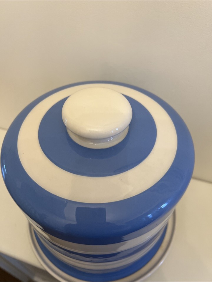 TG GREEN CORNISHWARE BLUE AND WHITE CHEESE BELL/DOME Never Used LARGE ...